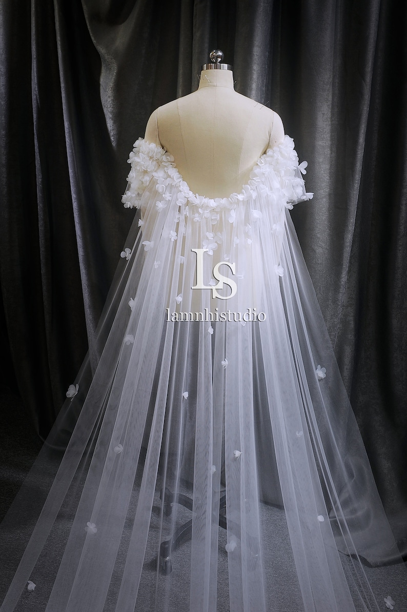 LS176/ 3D Flower Cape/ Flower Cape/ Bridal Cape/ Wedding | Etsy