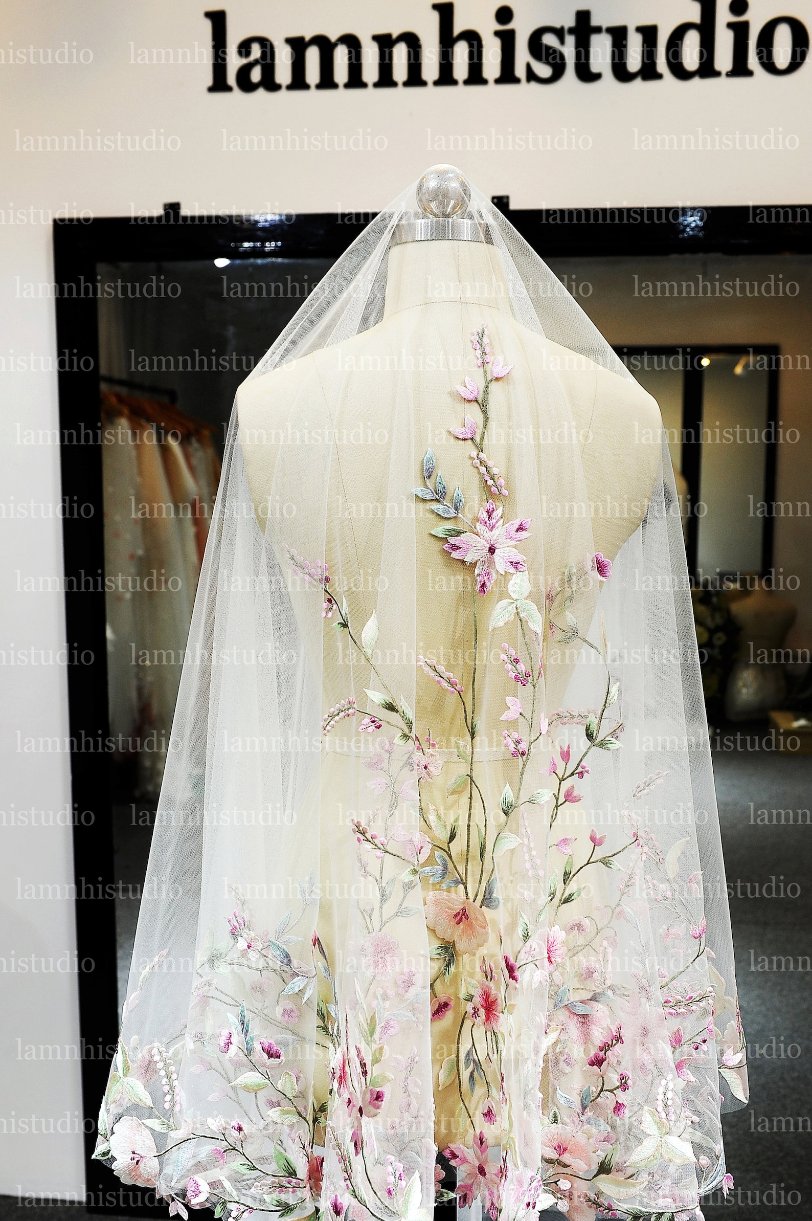 LS141/ Embroidery Mix-color Veil / Bridal Veil/ Flower Veil / - Etsy