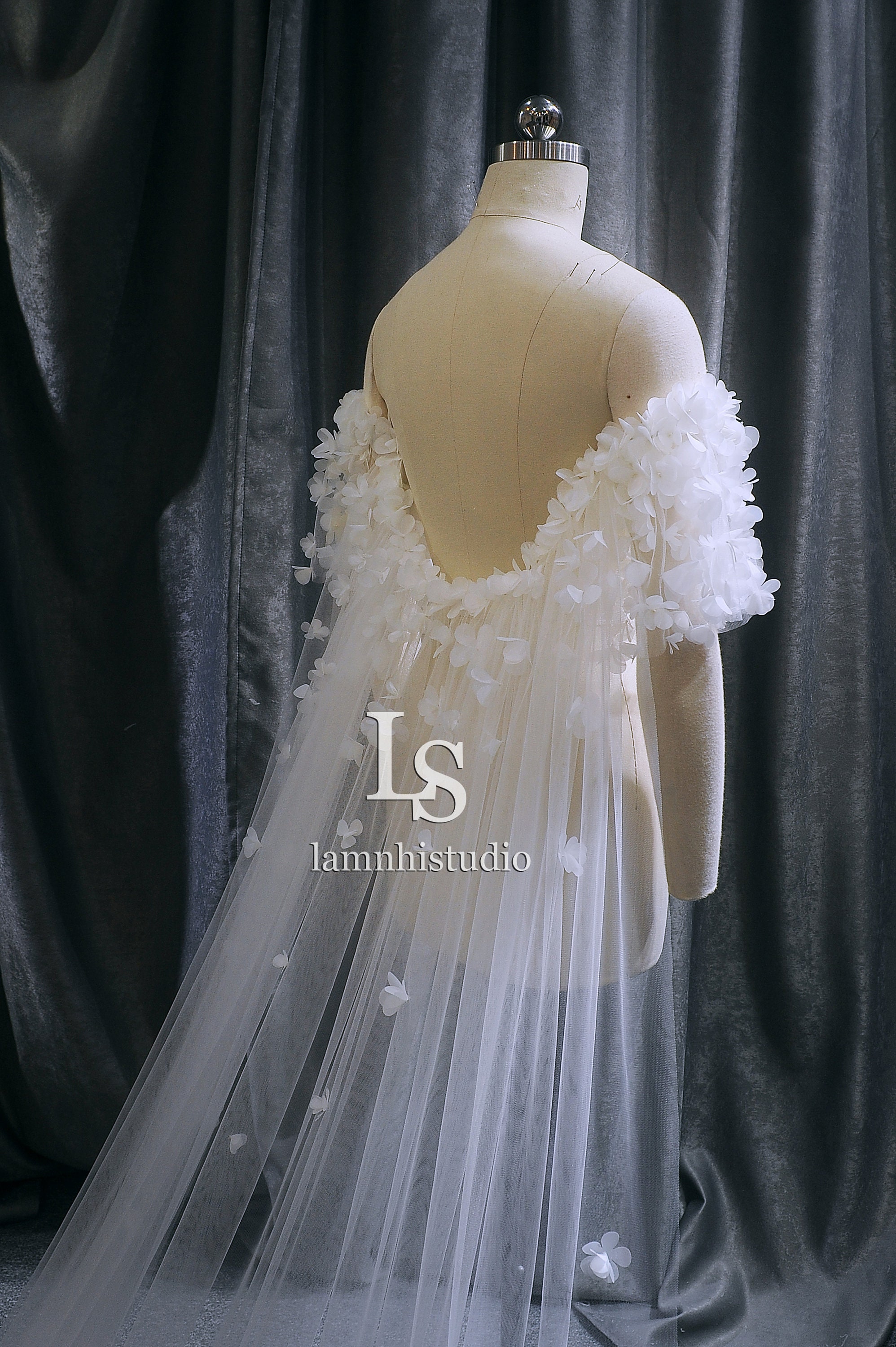 LS176/ 3D Flower Cape/ Flower Cape/ Bridal Cape/ Wedding - Etsy UK