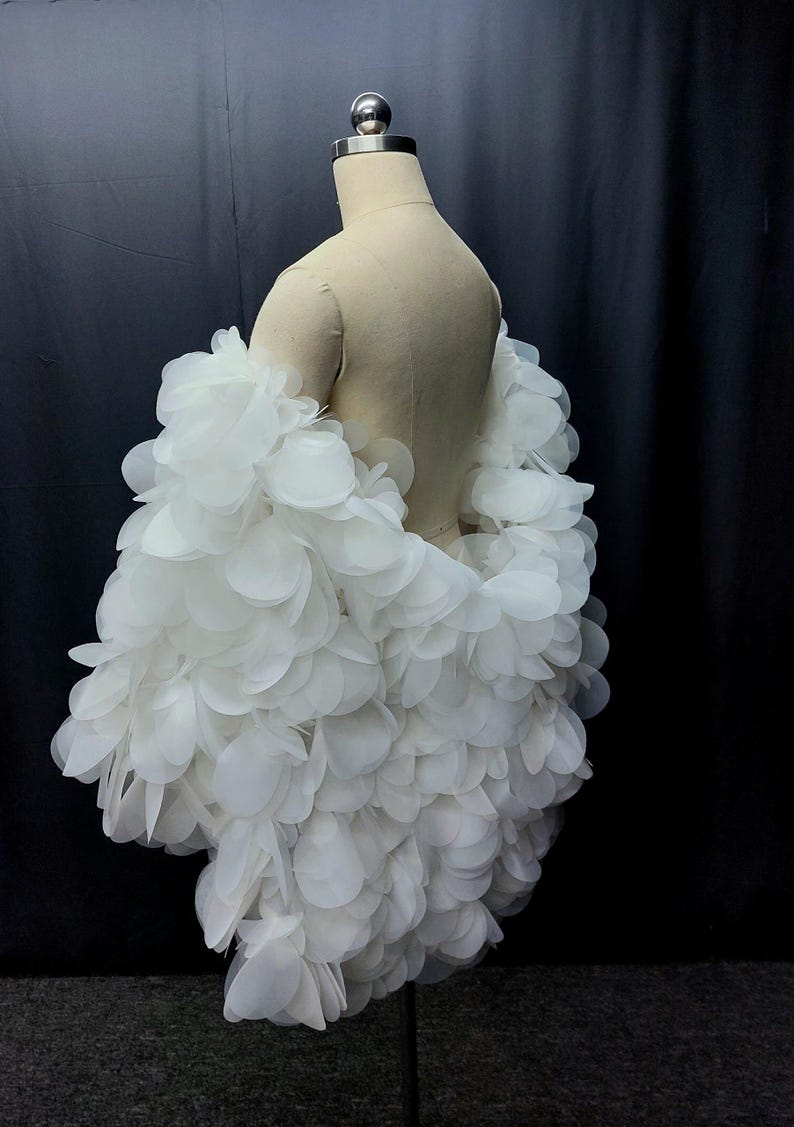 LS196 / Flower Detachable Wedding 3D Cape /custom Cape - Etsy
