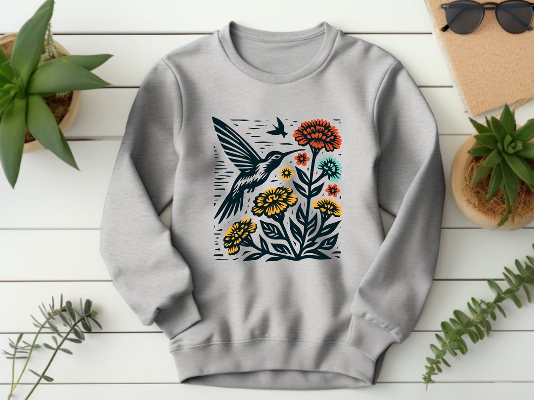 Hummingbird Sweater. Nature Sweater. Bird Lover Gift. Animal Sweater ...