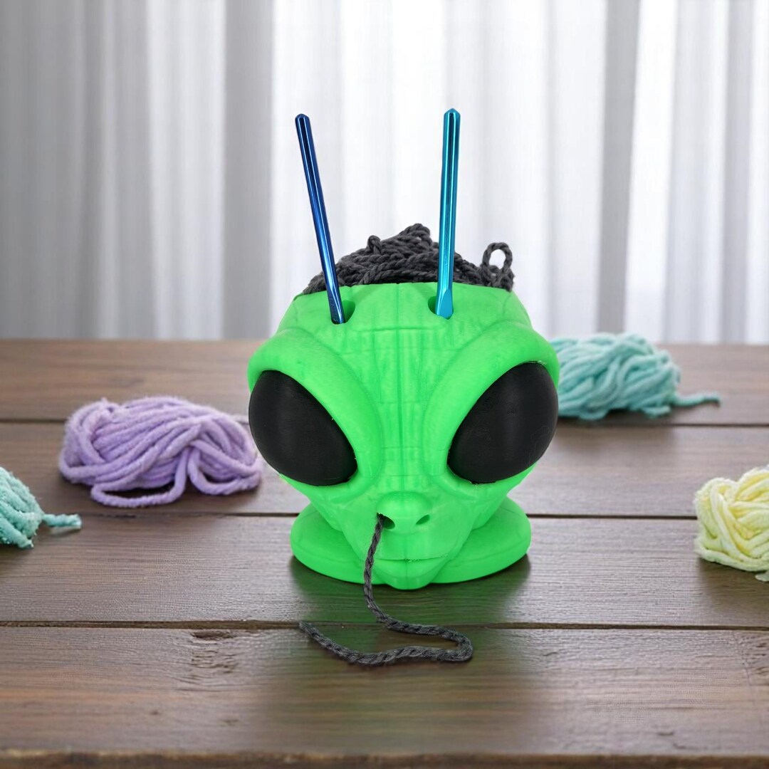 Alien Yarn Bowl | 3D Printed Yarn Holder With Tool Holes | Unique Alien ...