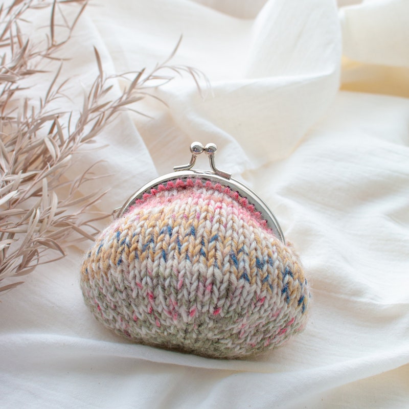 Small Knitted Coin Purse - Etsy
