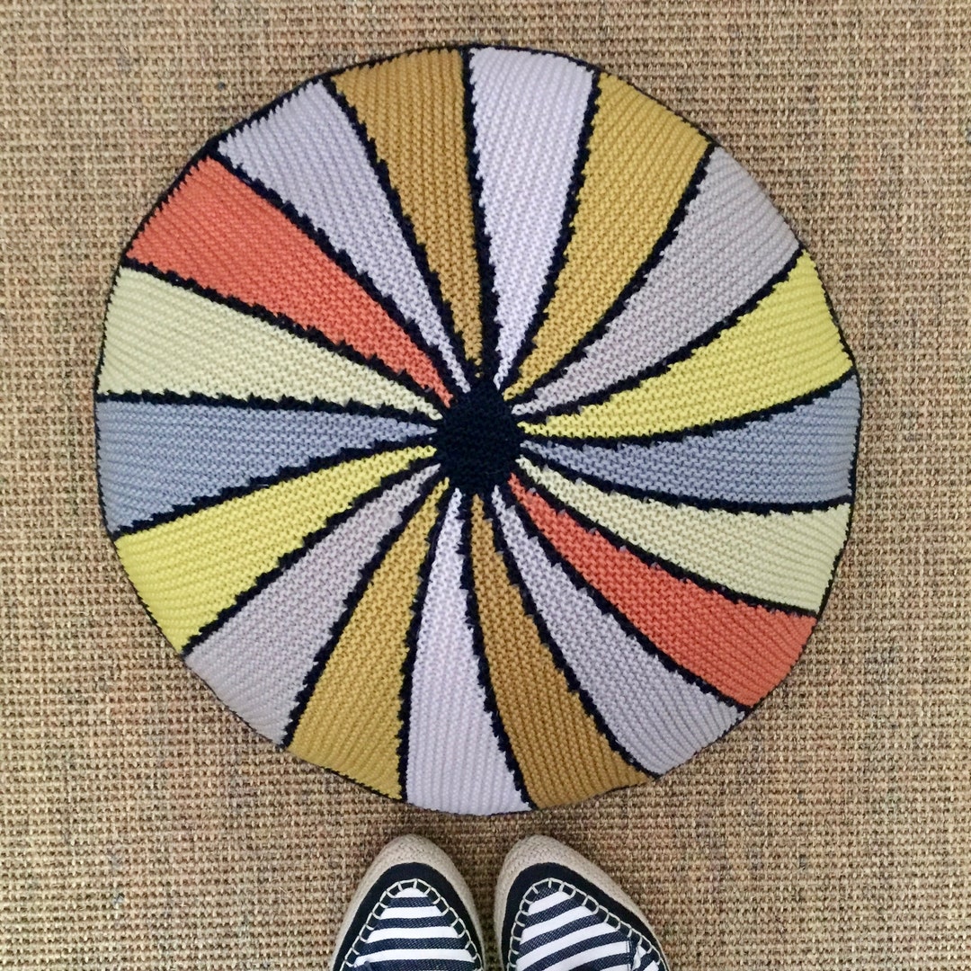 Round Cushion Cover in to Knit in Garter Stitch. Harlequin Vintage ...