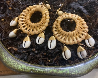 Hoop Earrings cowrie Shells - Etsy