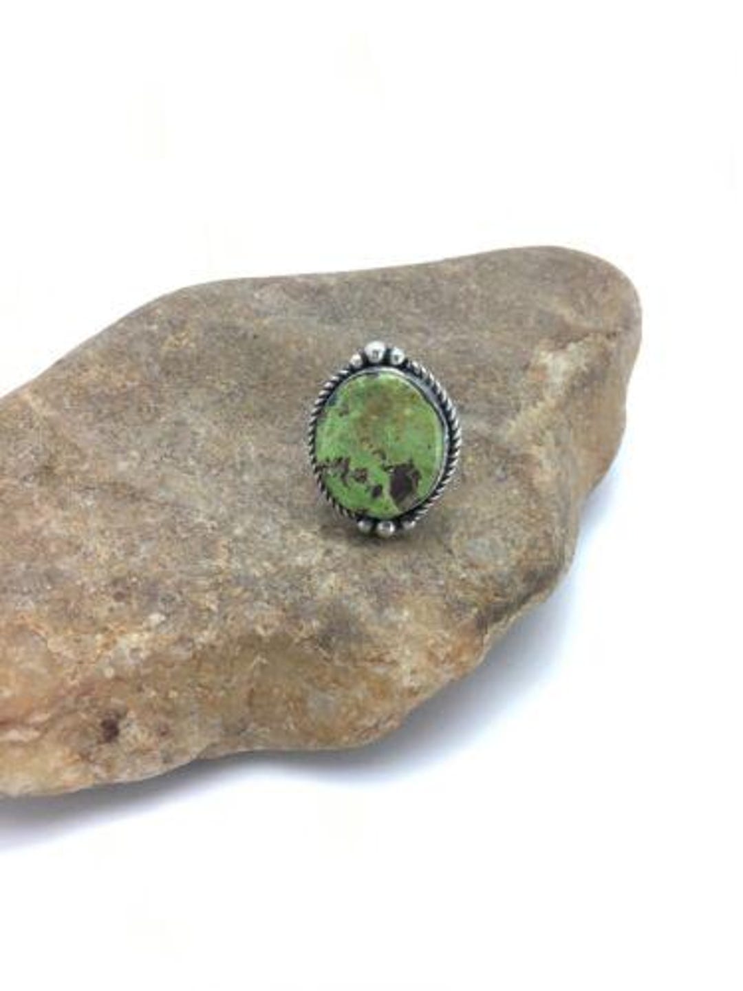 Navajo Green Gaspeite Ring | Sterling Silver | Sz 8.25 | Authentic ...