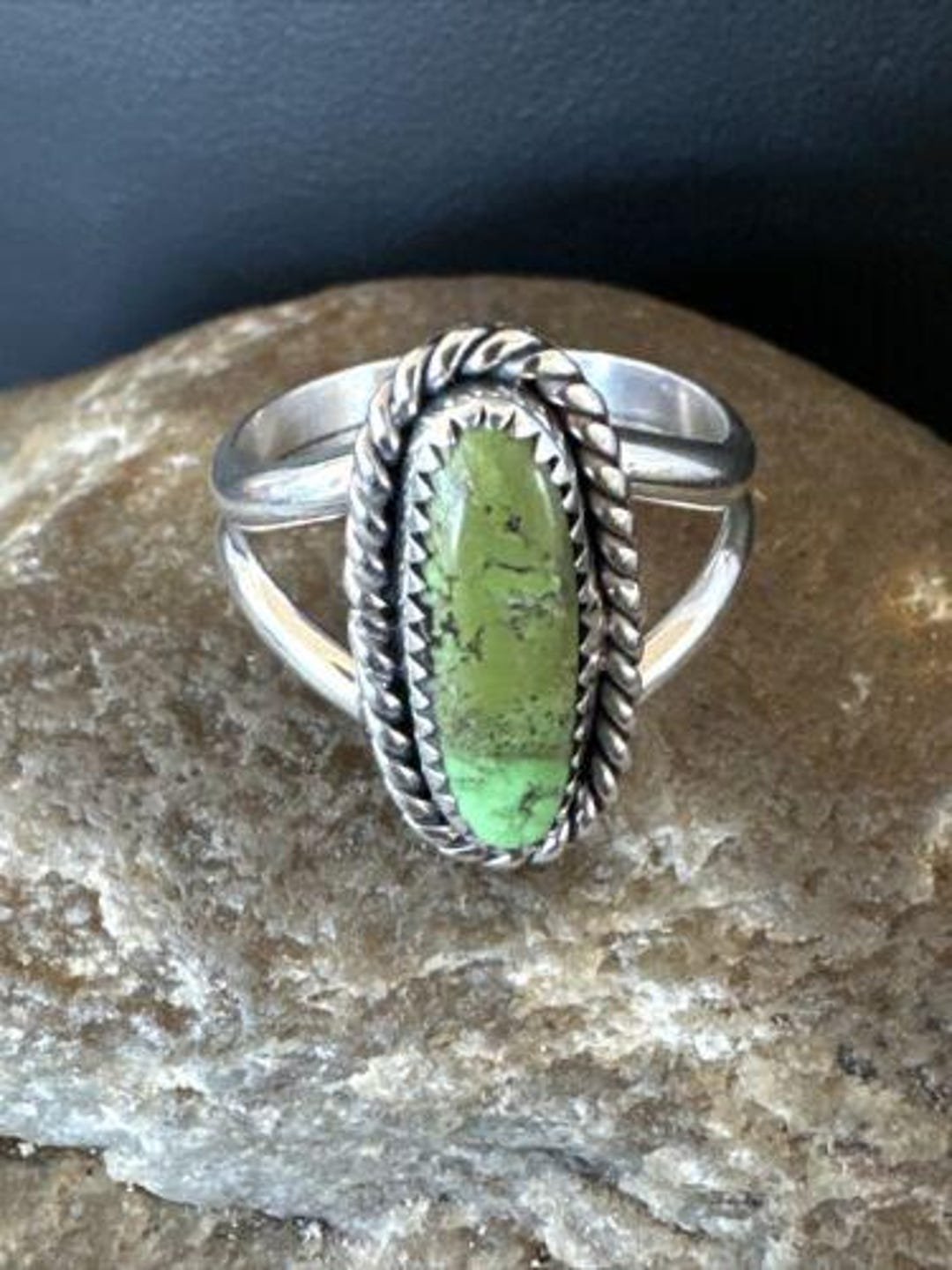 Navajo Green Gaspeite Ring | Sterling Silver | Sz 6.5 | Authentic ...