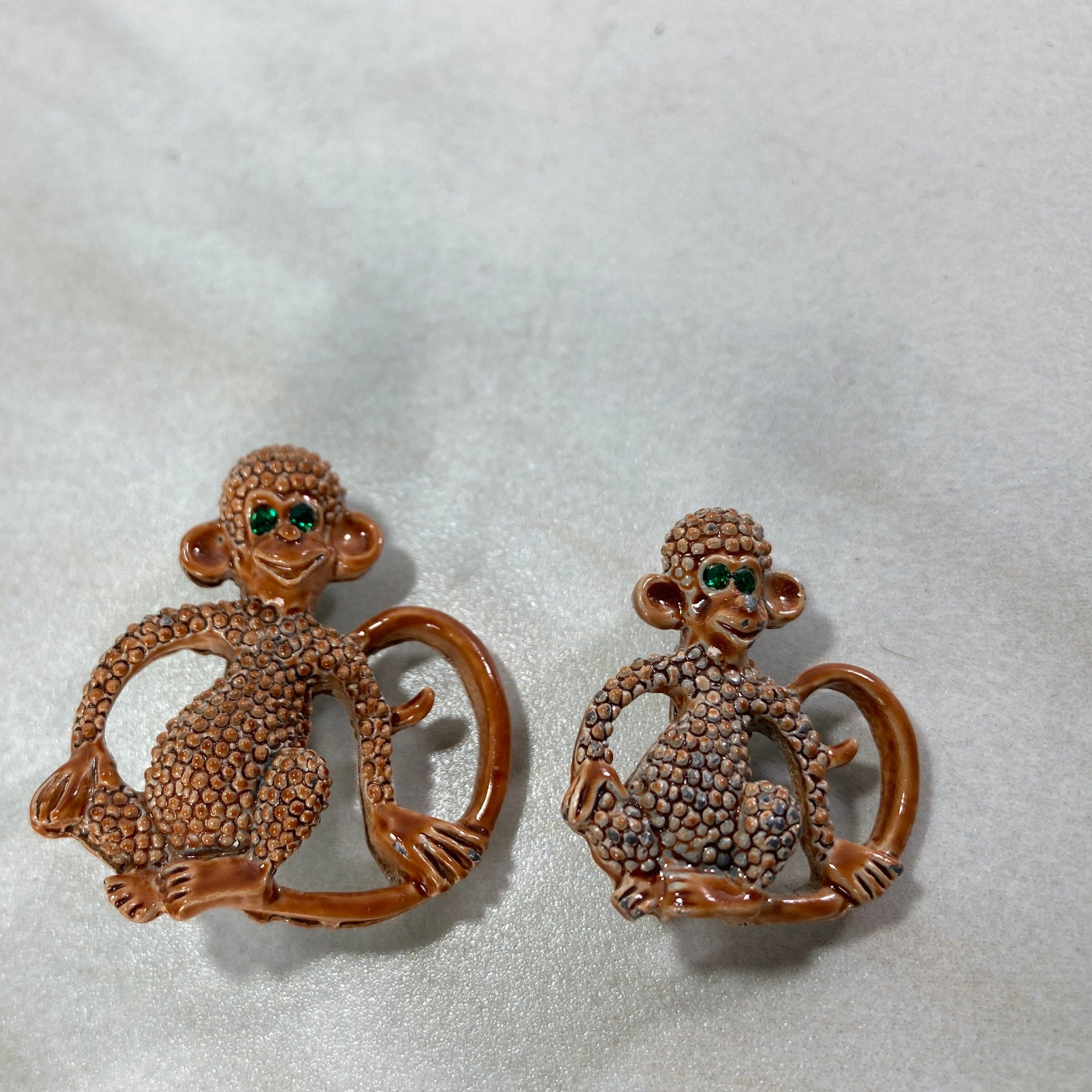 Vintage Gerry's Monkey Brooches, Two Matching Brown Monkeys With Green ...