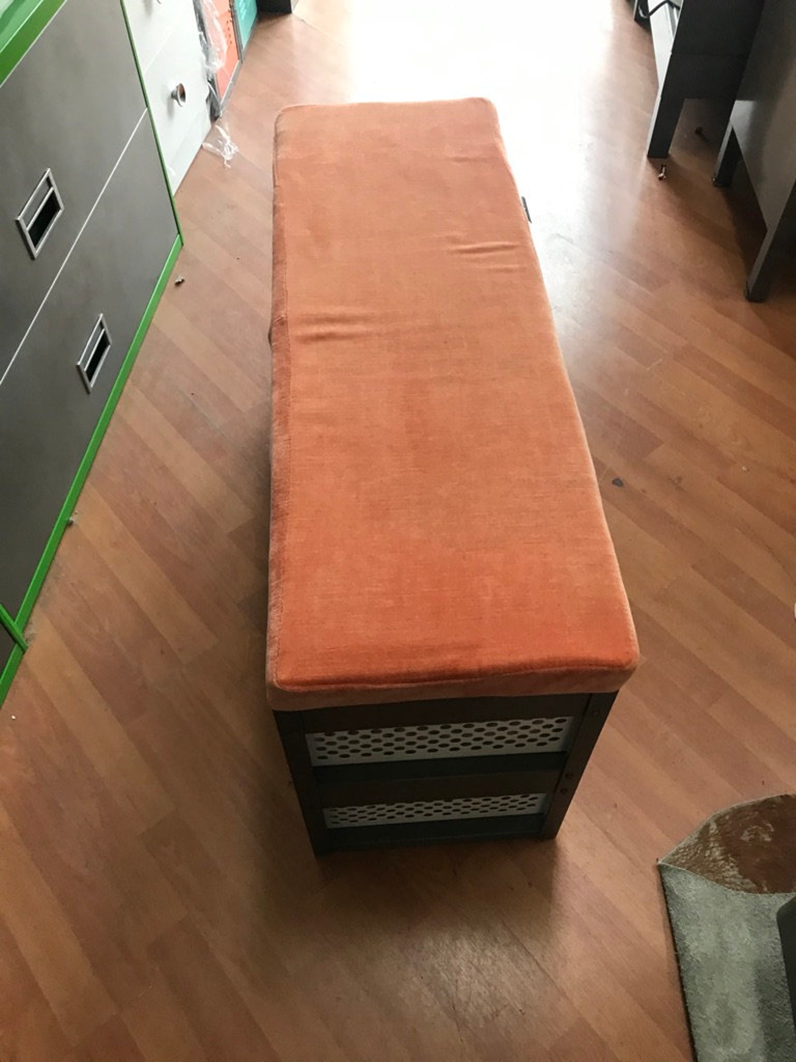 Vintage Basket Locker Bench Six Baskets With Vintage Peach - Etsy