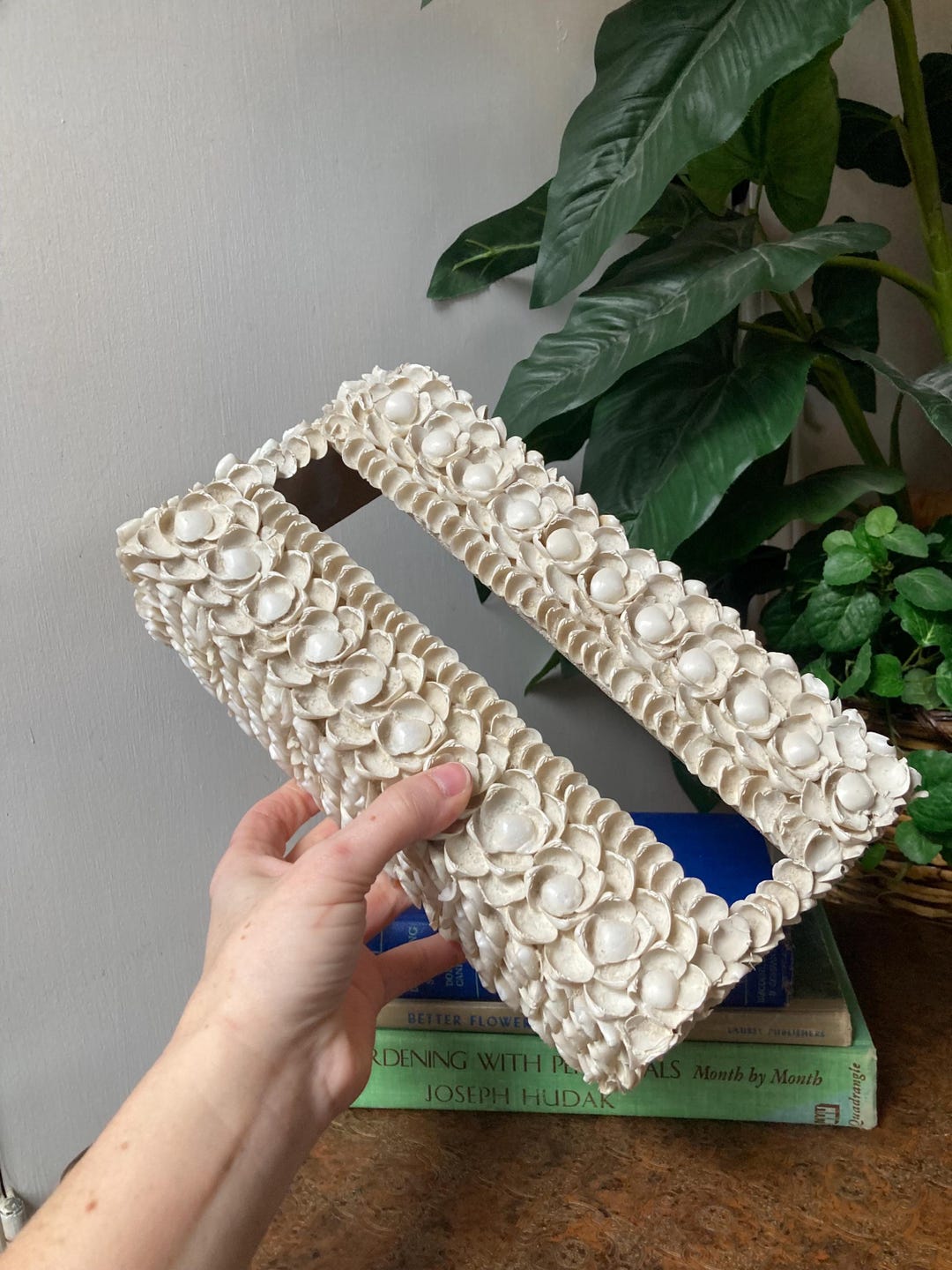 Seashell Covered Tissue Box Cover - Etsy