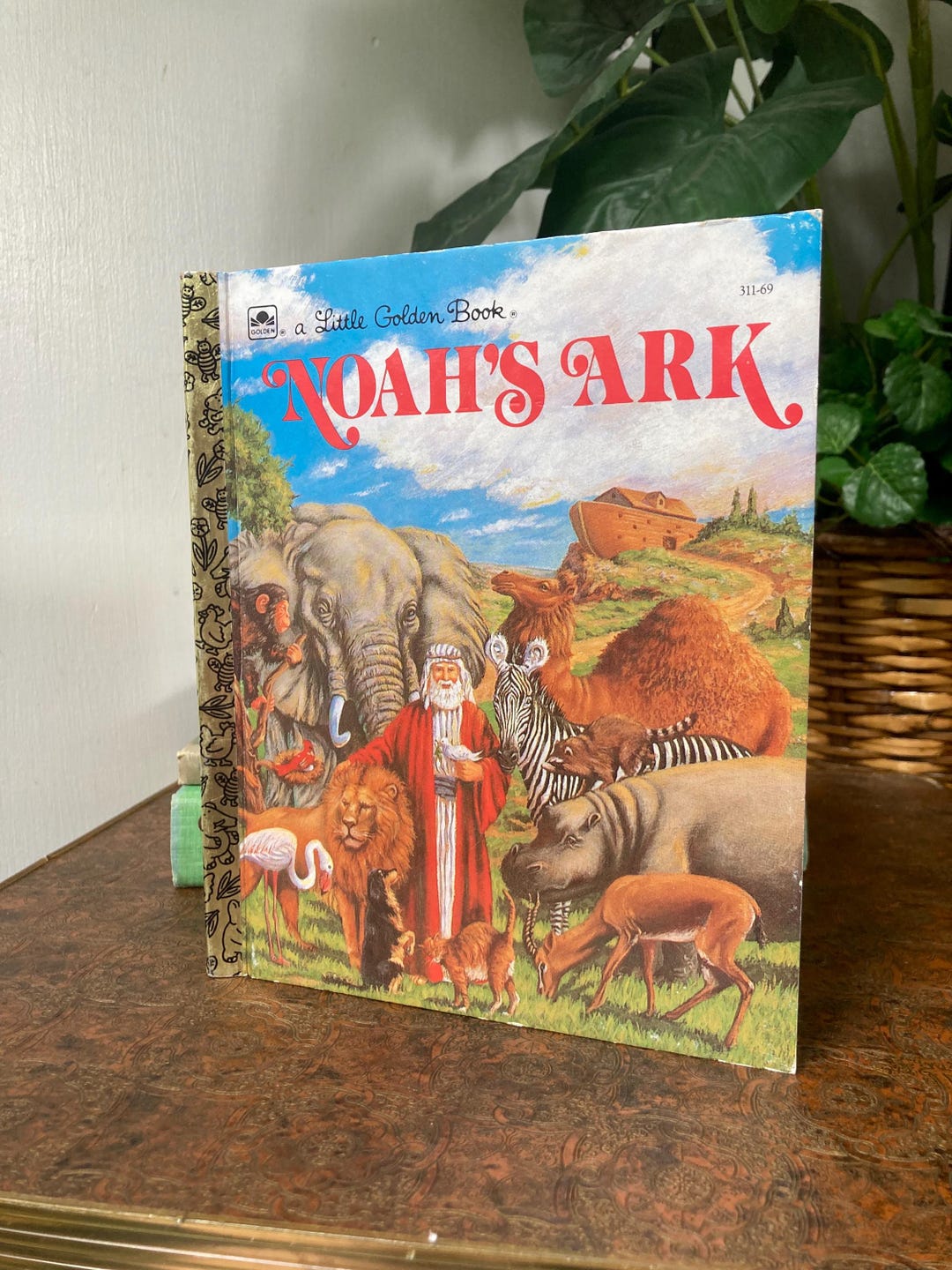 Noah’s Ark Little Gold Book - Etsy