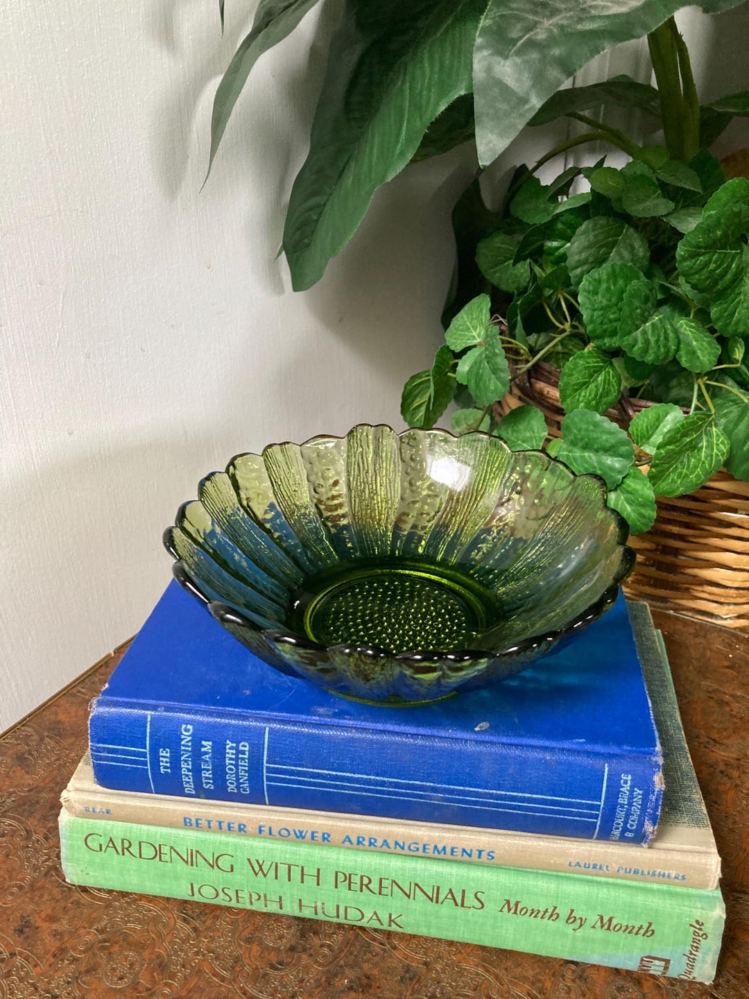 Green Glass Flower Bowl - Etsy