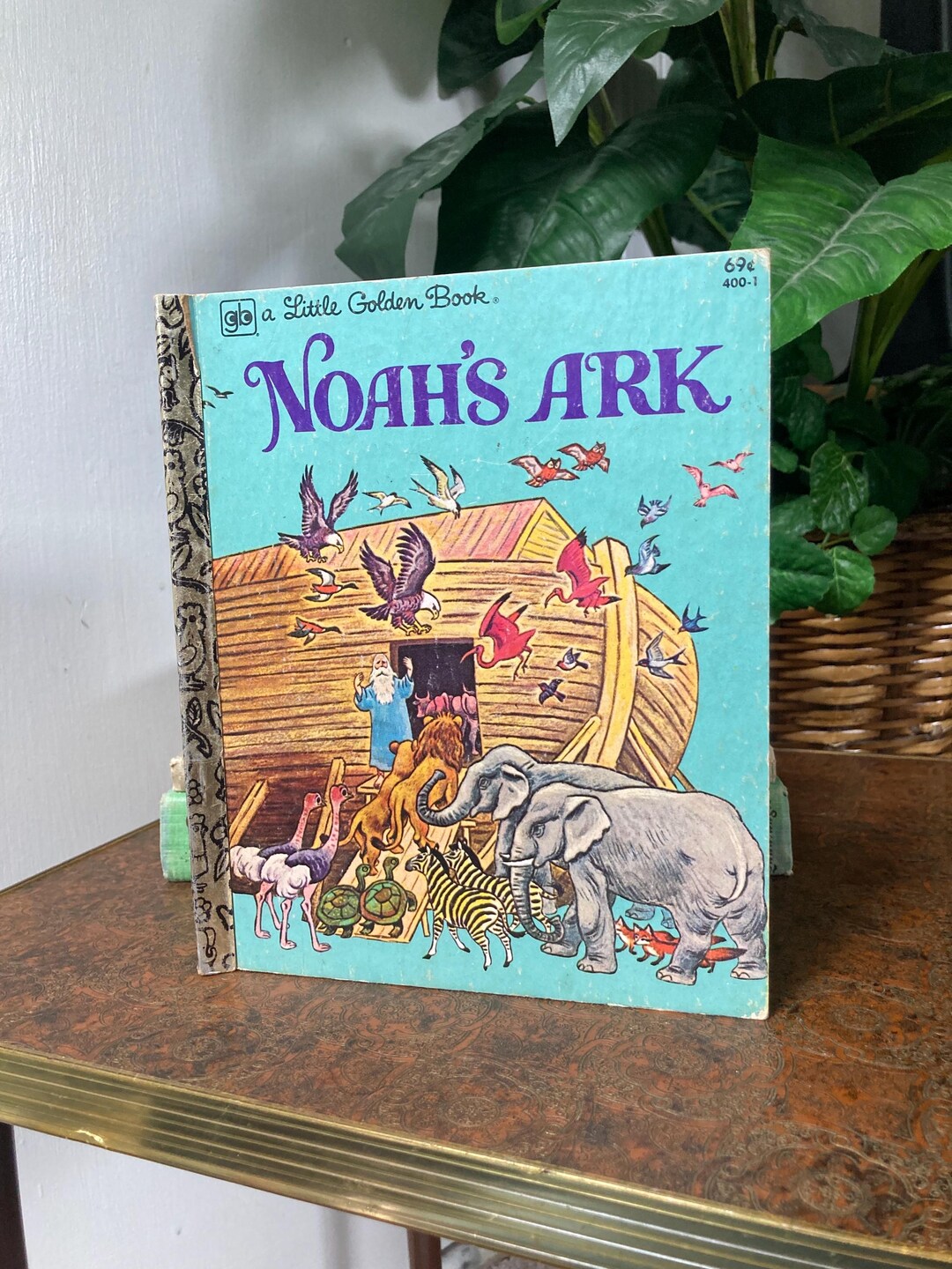 Noah’s Ark Little Gold Book - Etsy