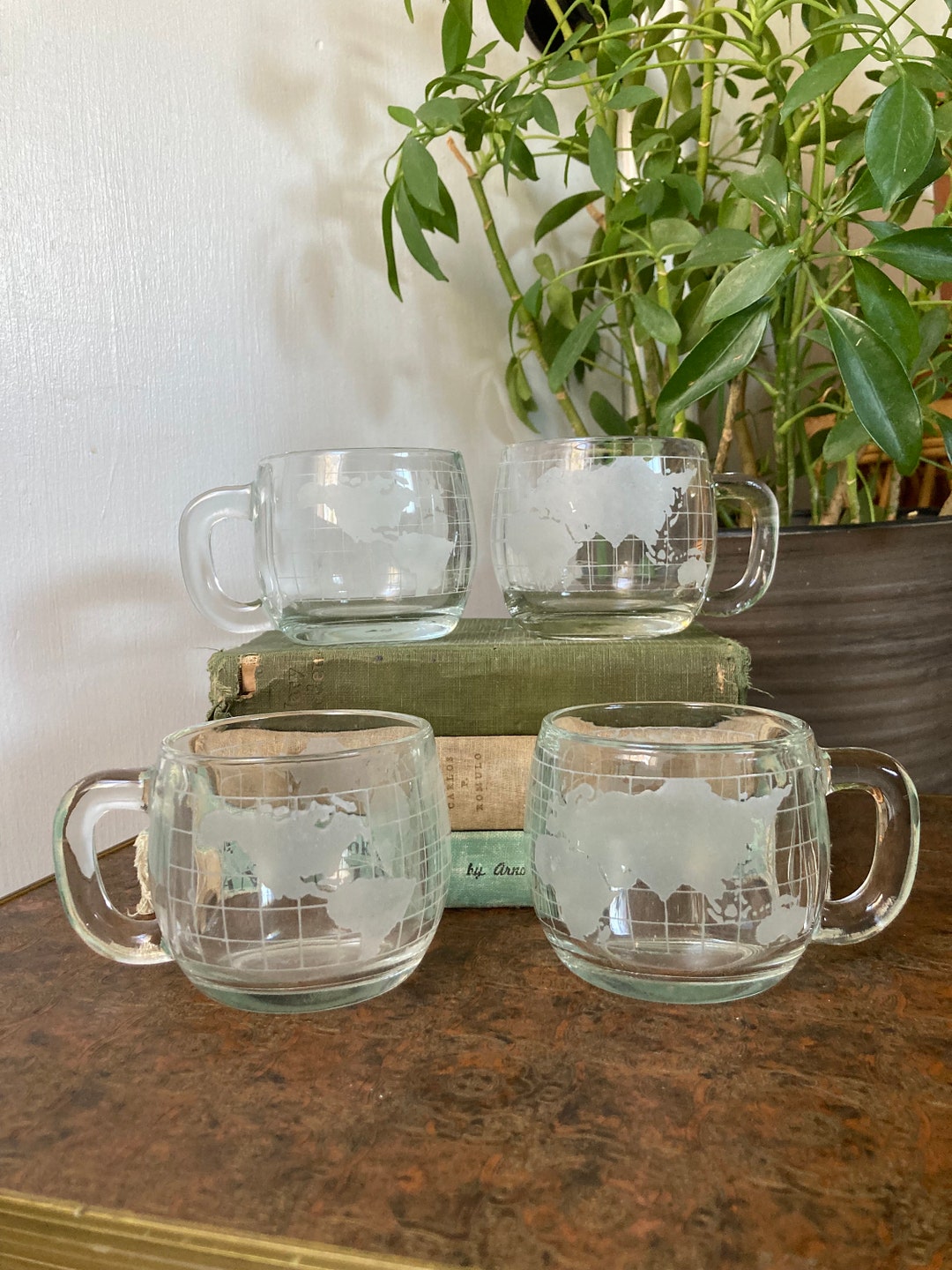Vintage Clear Globe Mugs - Etsy