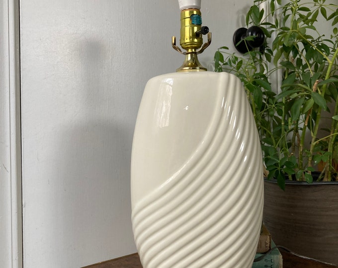 White Ceramic Art Deco Lamp - Etsy