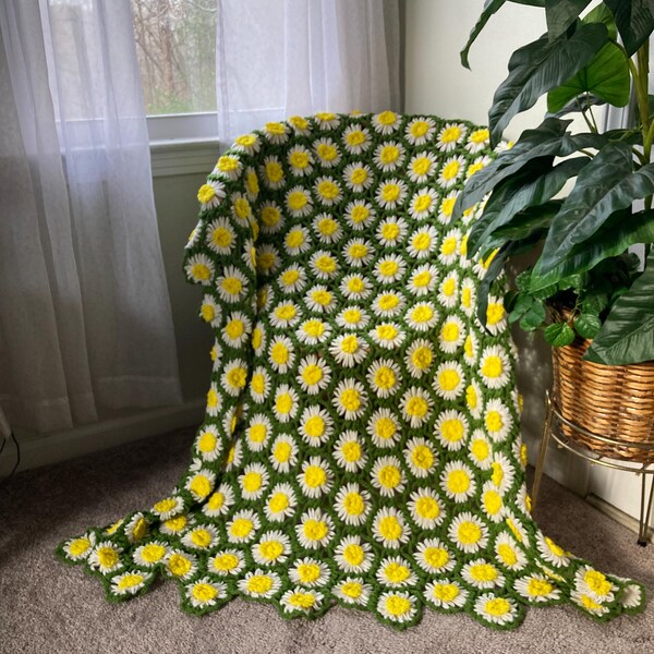 Daisy Afghan - Etsy