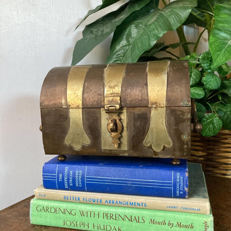 Camelback Trunk - Etsy