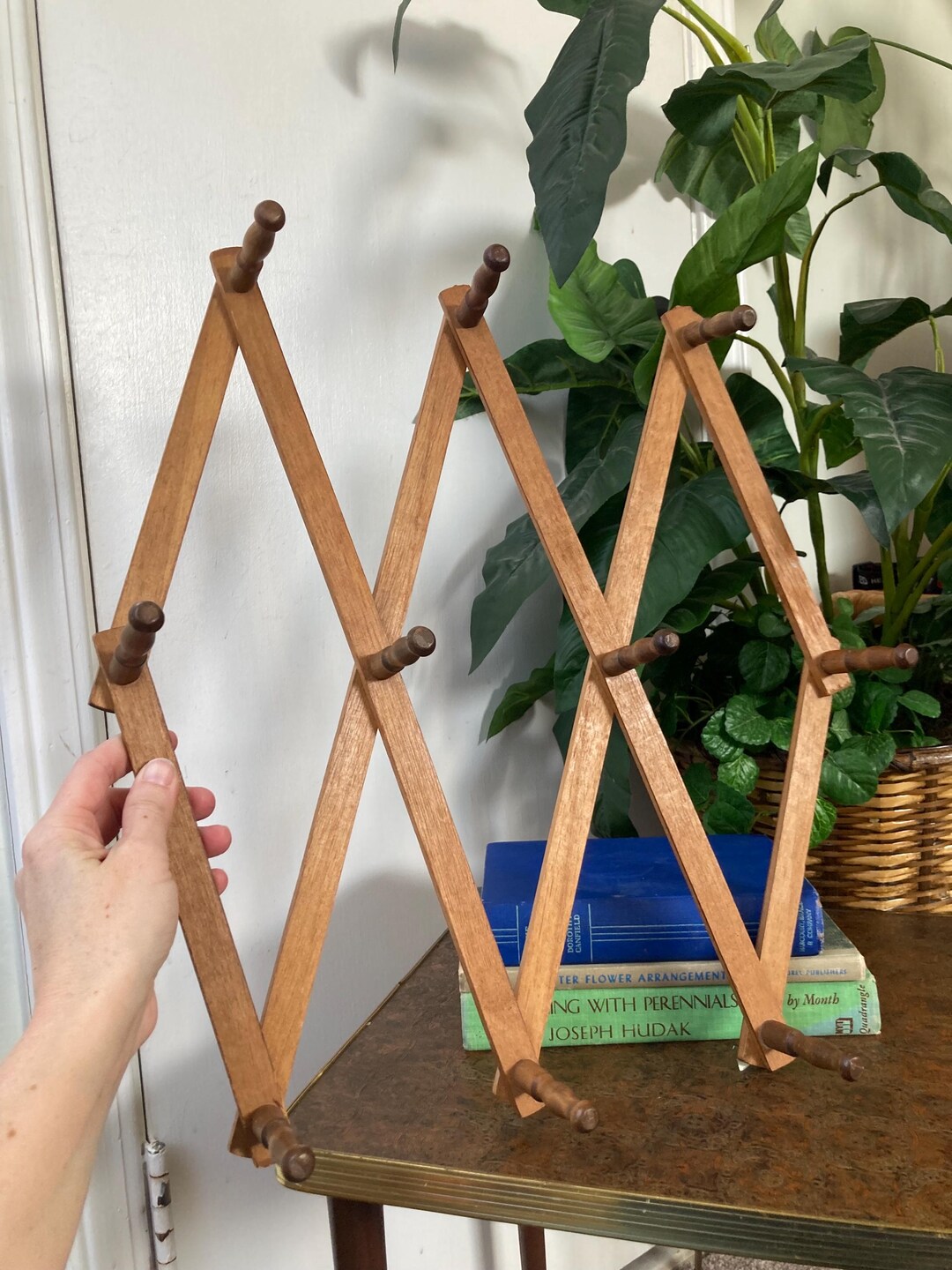 Large Wood Accordion Peg Rack - Etsy