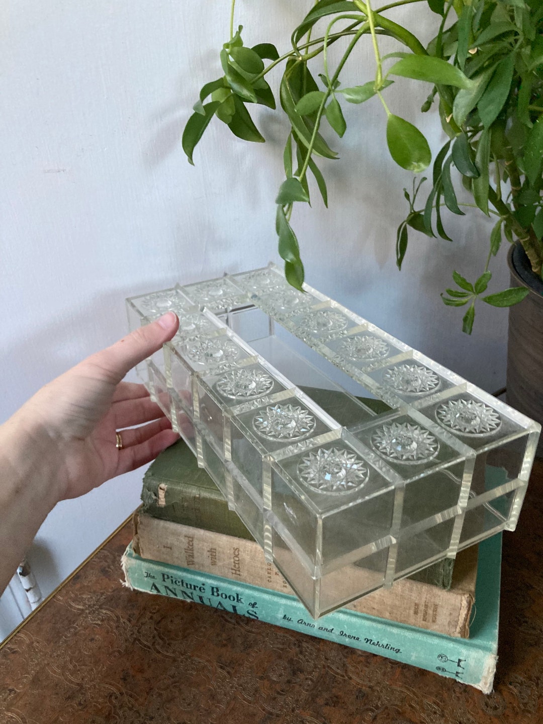Vintage Clear Acrylic Tissue Box Cover - Etsy
