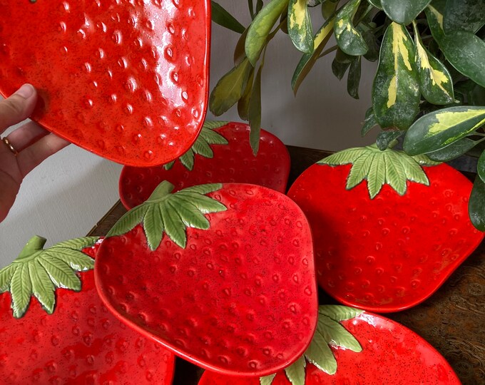 Vintage Ceramic Strawberry Plates - Etsy