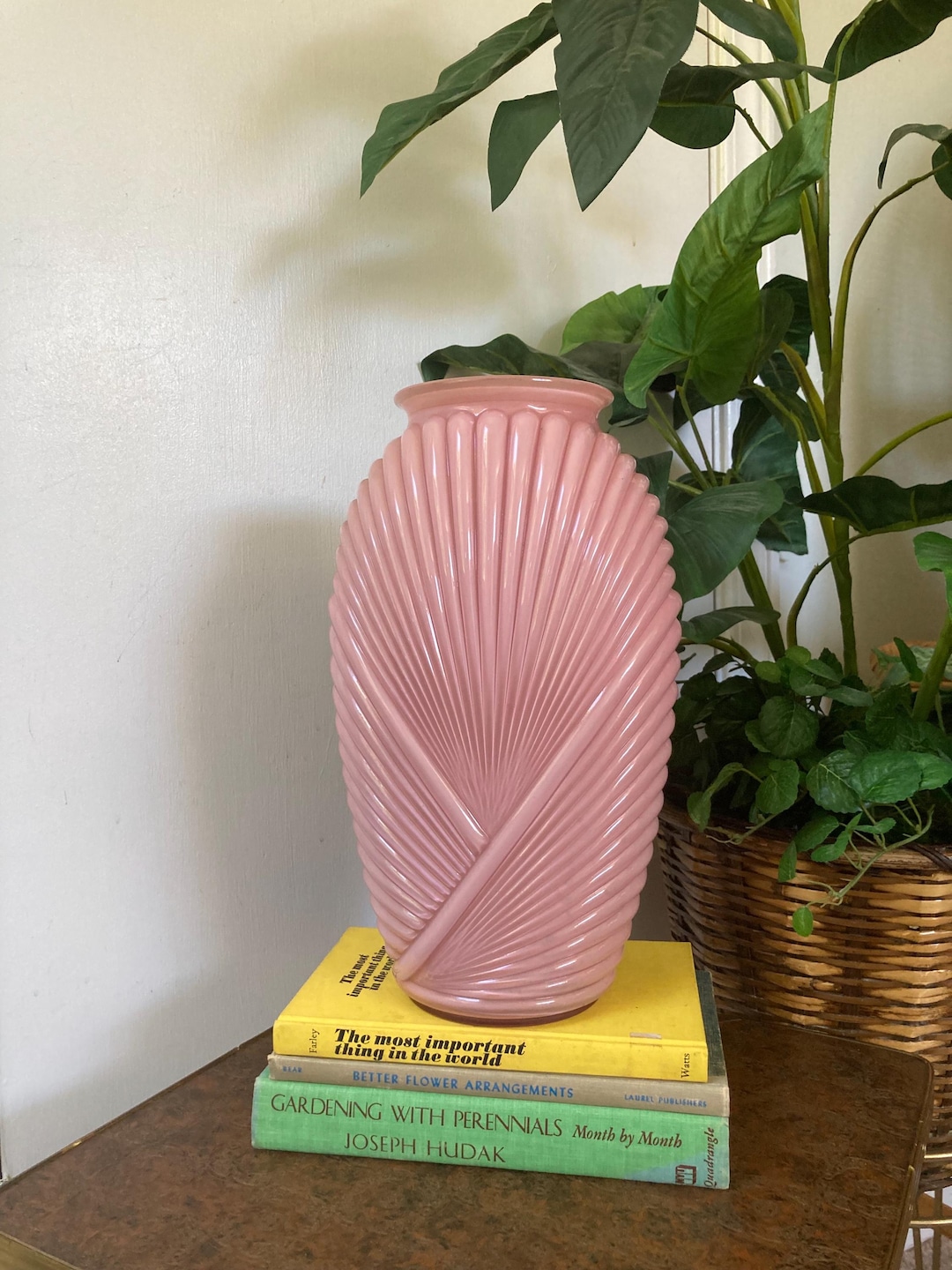 Pink Art Deco Vase - Etsy
