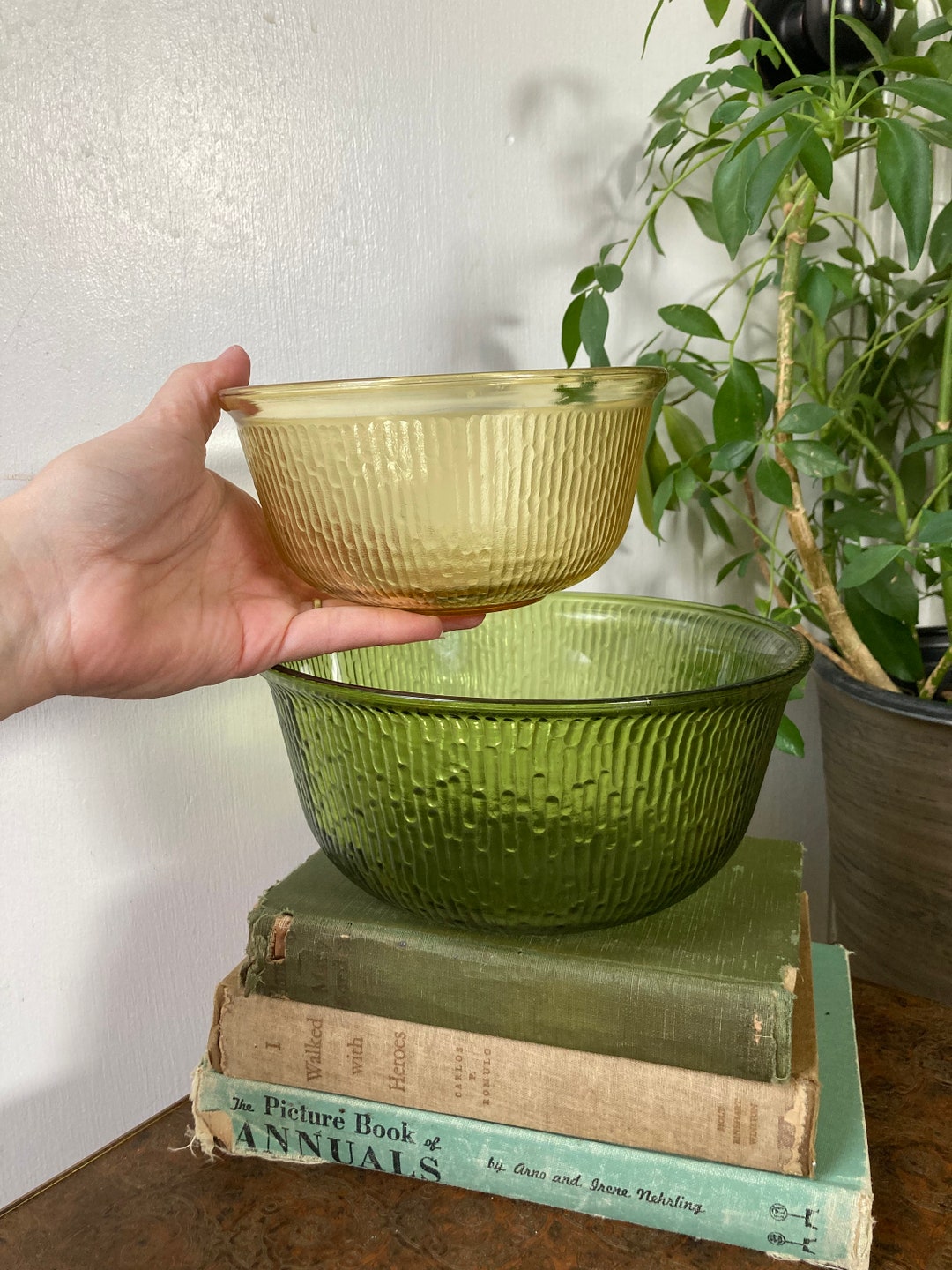 Yellow and Green Textured Glass Bowls - Etsy