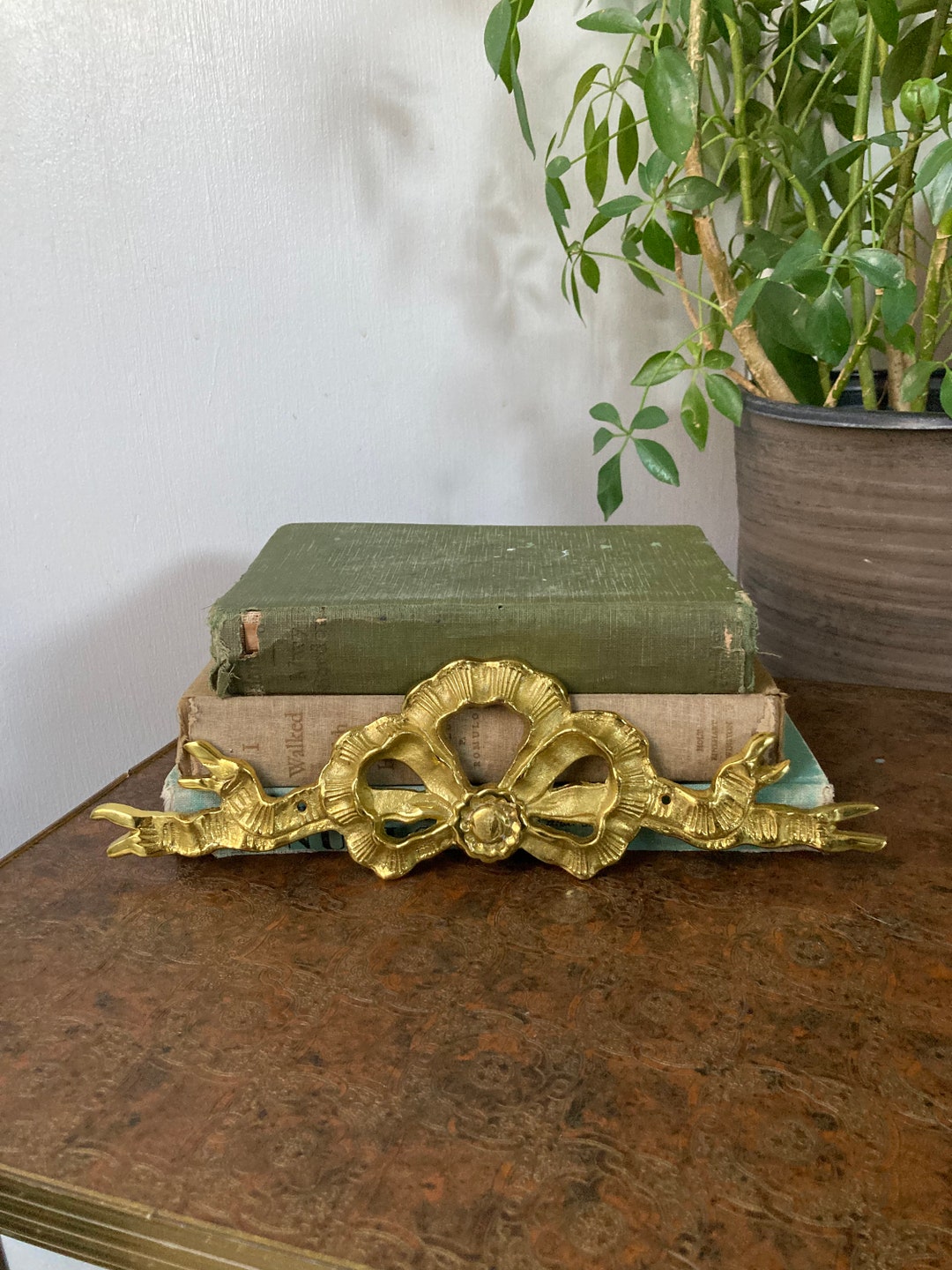 Vintage Brass Bow Wall Decor - Etsy