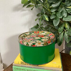 Vintage Flower Tin - Etsy