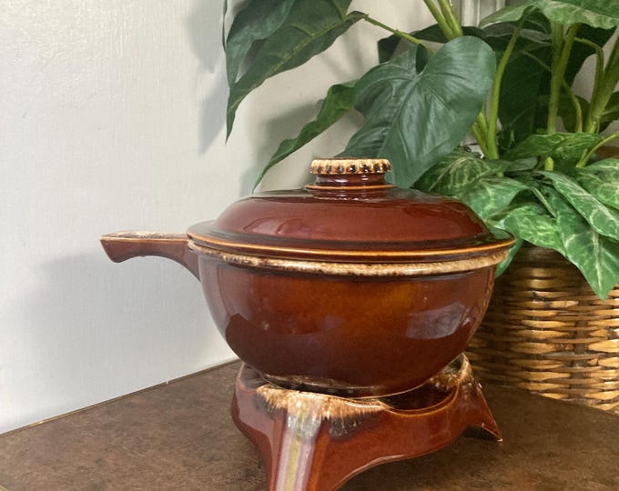 Hull Pottery Brown 8 Inch Pot - Etsy