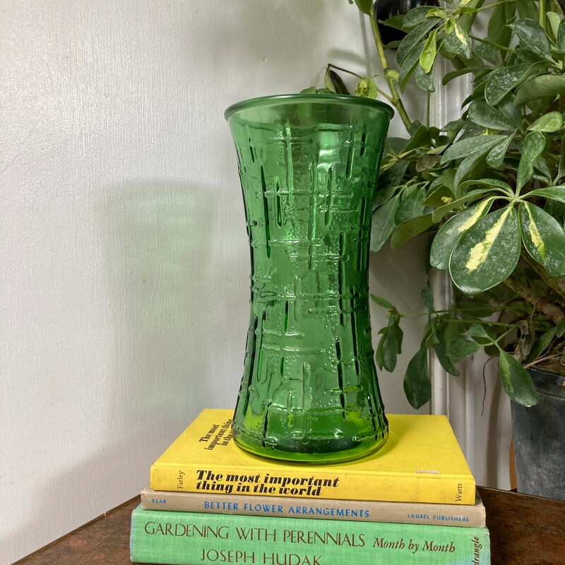 Green Glass Vase - Etsy