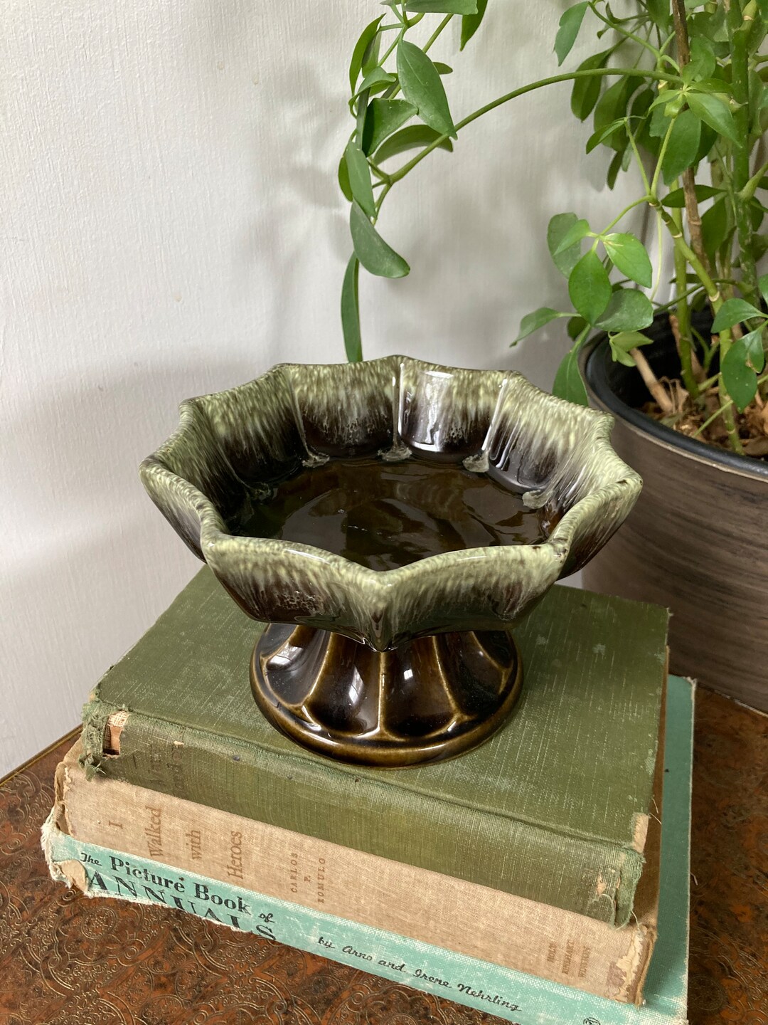 Hull Pottery Drip Glaze Pedestal Dish - Etsy