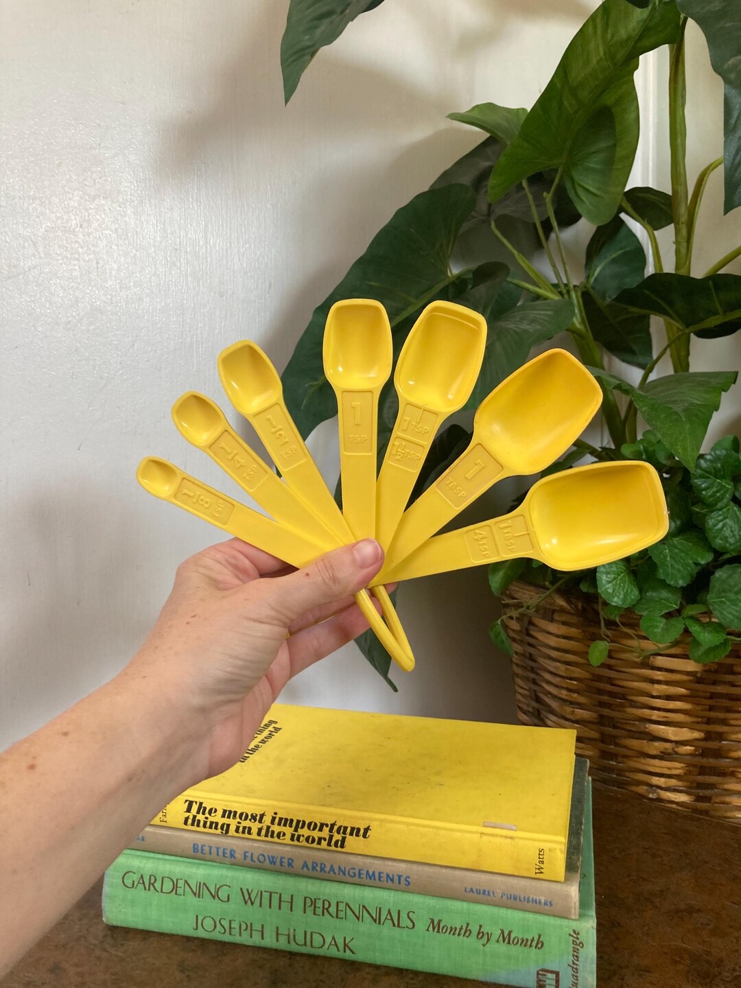 Yellow Tupperware Measuring Spoons - Etsy