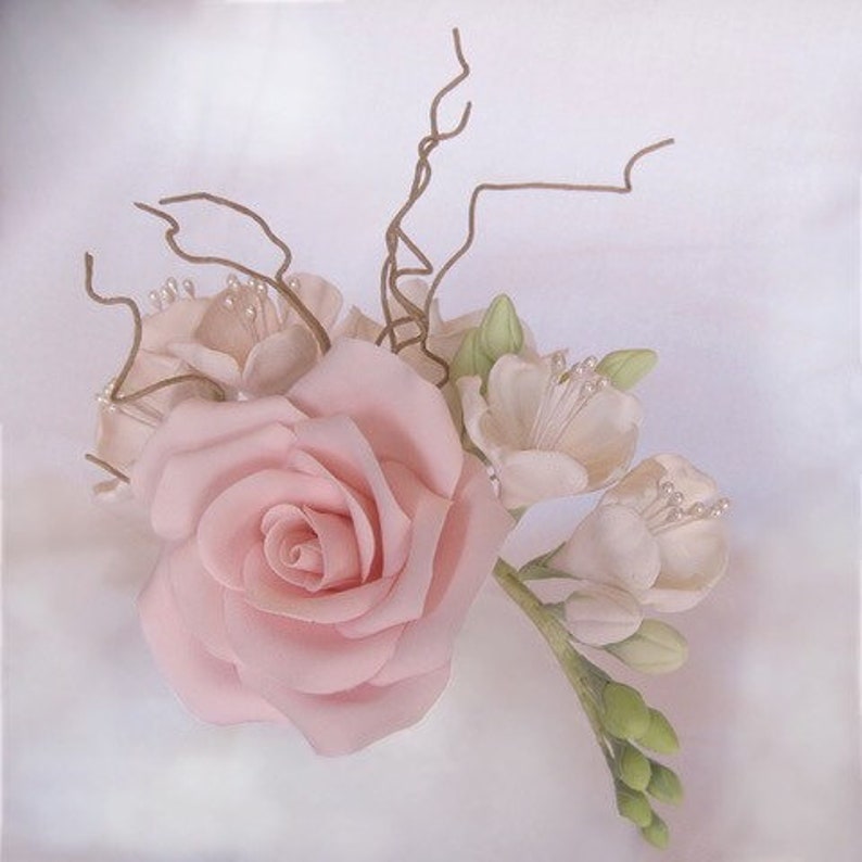 Extra large large medium or small roses. Gum paste flowers | Etsy