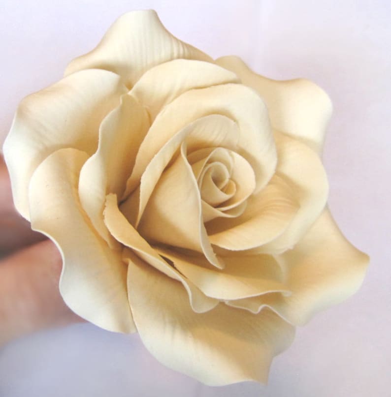 Extra large large medium or small roses. Gum paste flowers | Etsy