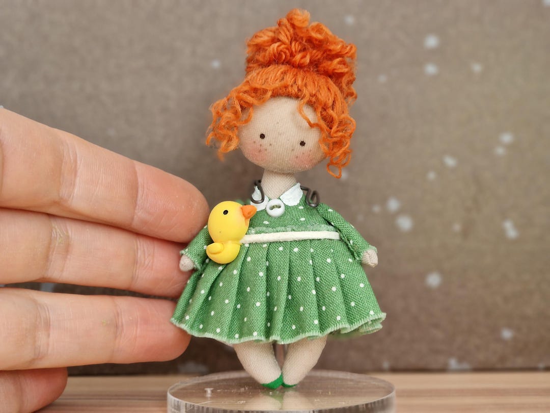 Miniature Fabric Doll, Cloth Custom Doll, Tiny Textile Personnalized ...