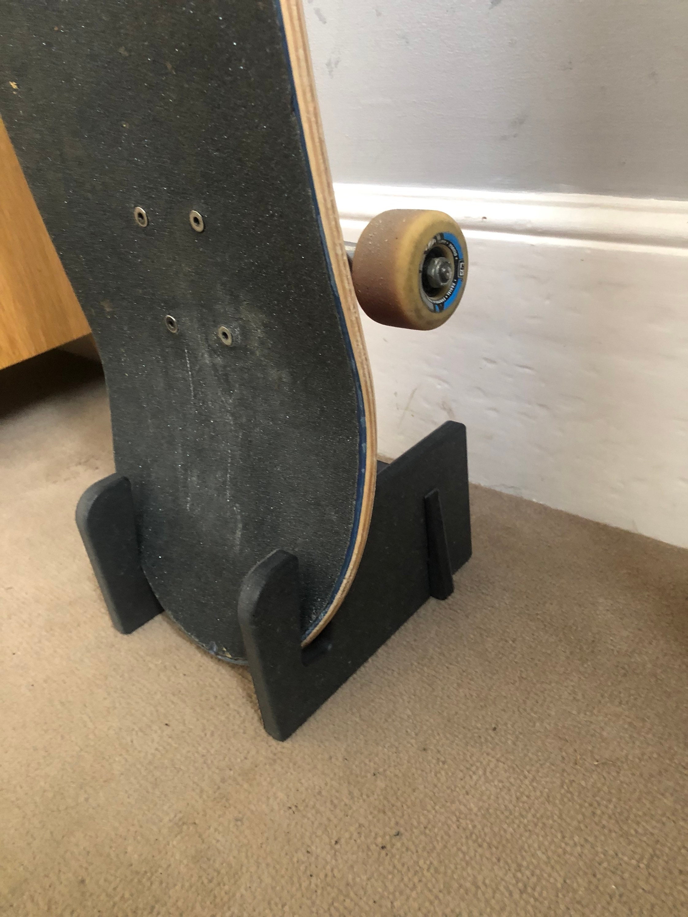 Skateboard Stand - Etsy