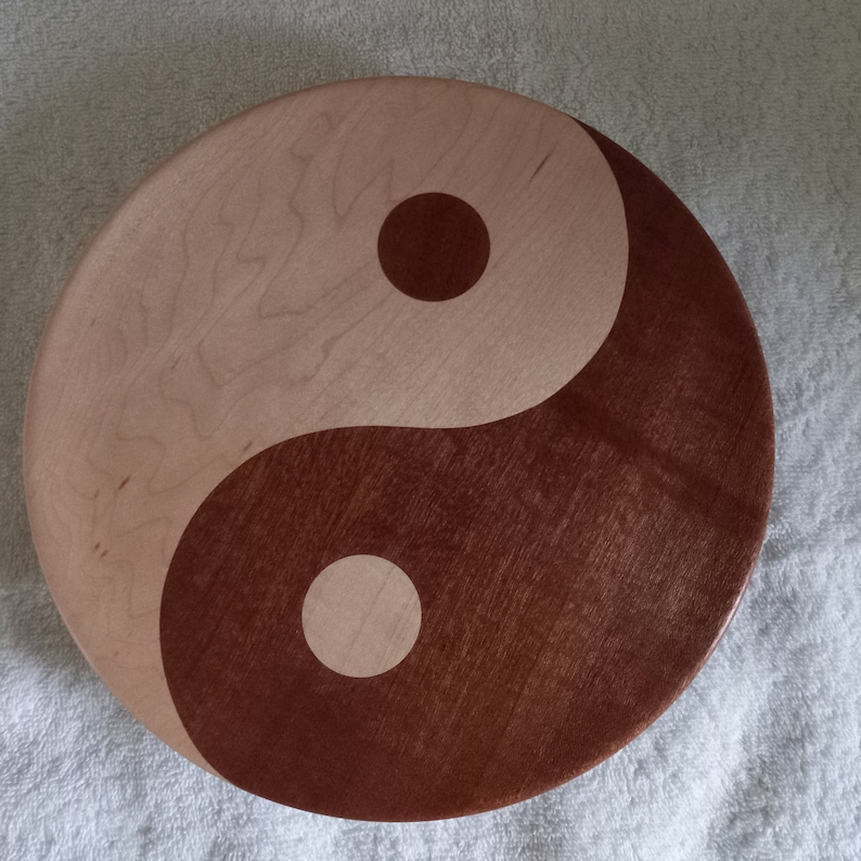 Yin Yang Platter on Pedestal Turned From Maple and Sapele. Wood.art 9.5 ...