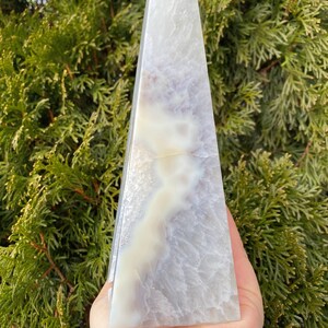 Agate Geode, Agate Obelisk, LARGE Gray Agate, Cut Base Crystal, Obelisk ...