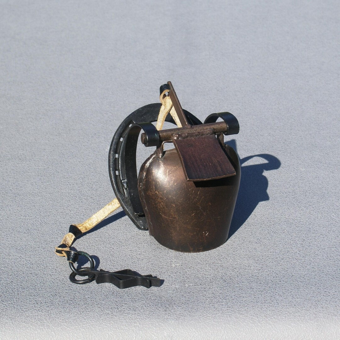 Vintage Cow Bell Door Ringer With Horseshoe, Rustic Farmhouse Chime - Etsy