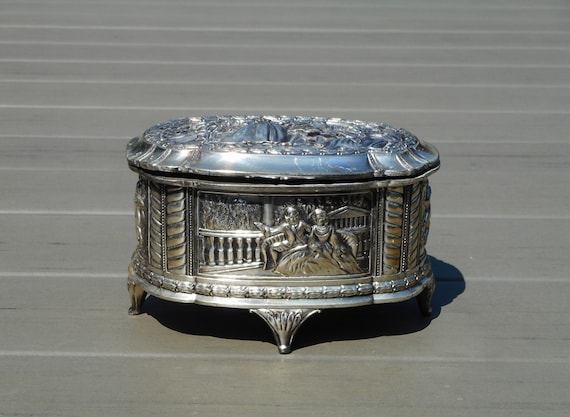 Vintage Ornate Box With Lid Oval Silver Plated Chest Decorative Footed Box Antique Jewelry Box Coffee Table Decor Etsy UK
