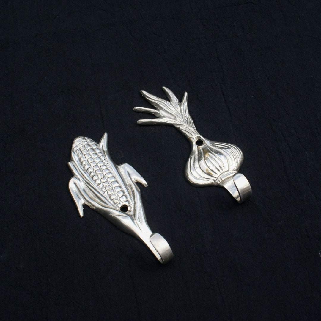 Vintage Metal Corn & Onion Wall Hooks: Farmhouse Kitchen Decor Wall ...