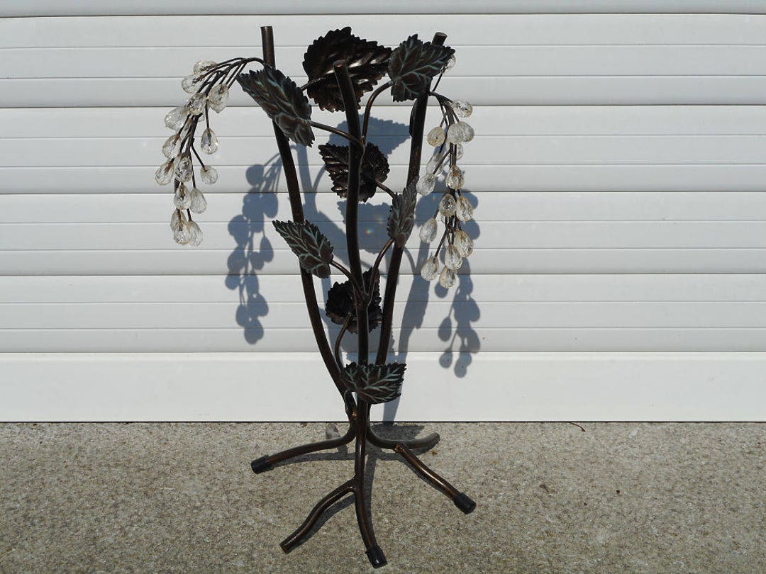 Metal Grape Vine Stand Vintage Floral Table Décor Vine Leaves Grapes ...