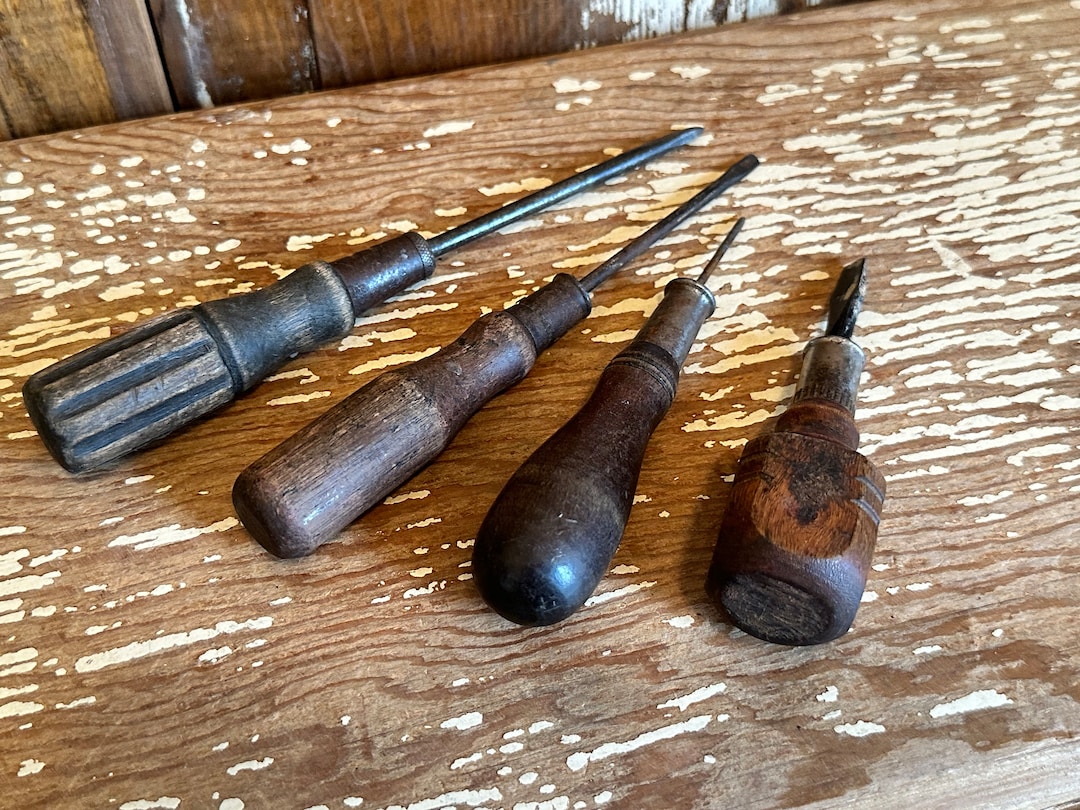 Vintage Screwdrivers,antique Tools,set of 4,wood Handle,flat Head Head ...