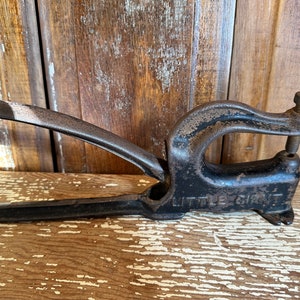 Antique Tool,little Giant Rivet Press Punch,adjustable,cast Iron,rusty ...