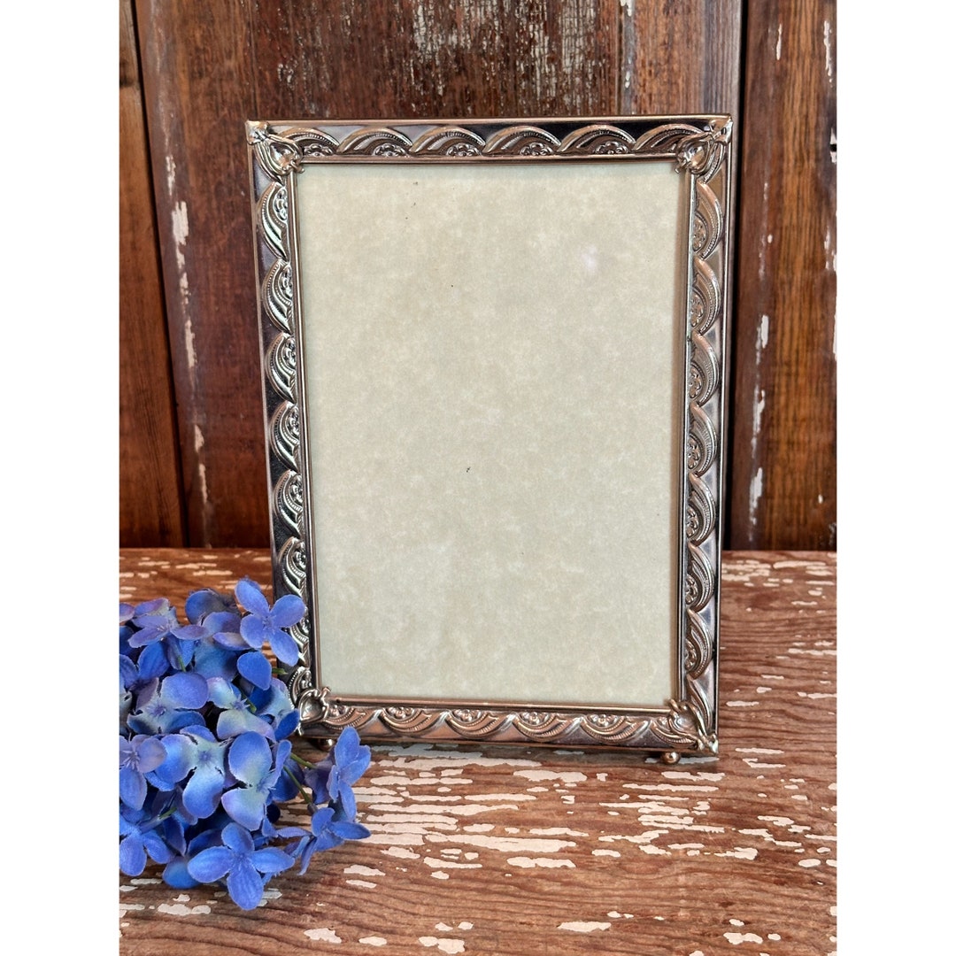 Gold Tone Ornate Picture Frame,5x7,footed Base,table Top Frame,scroll ...