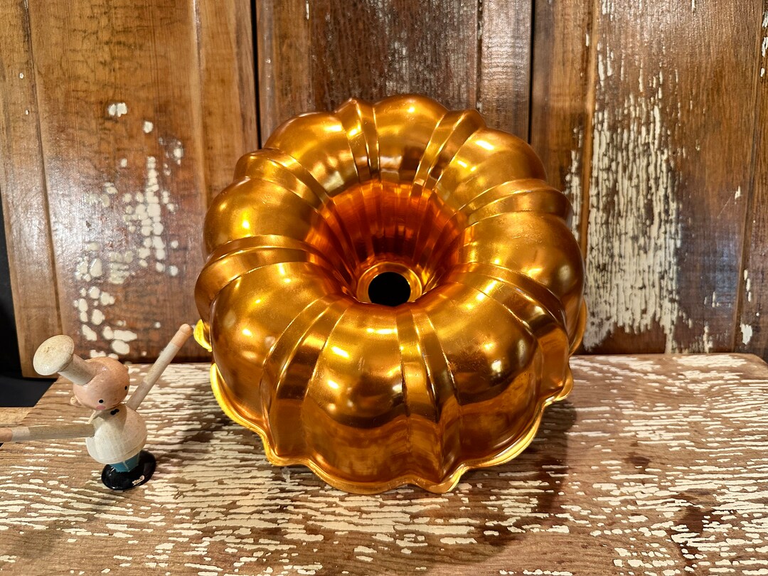 Copper Jello Mold,bundt Cake Pan,round Mold,fluted,swirl,copper Kitchen ...