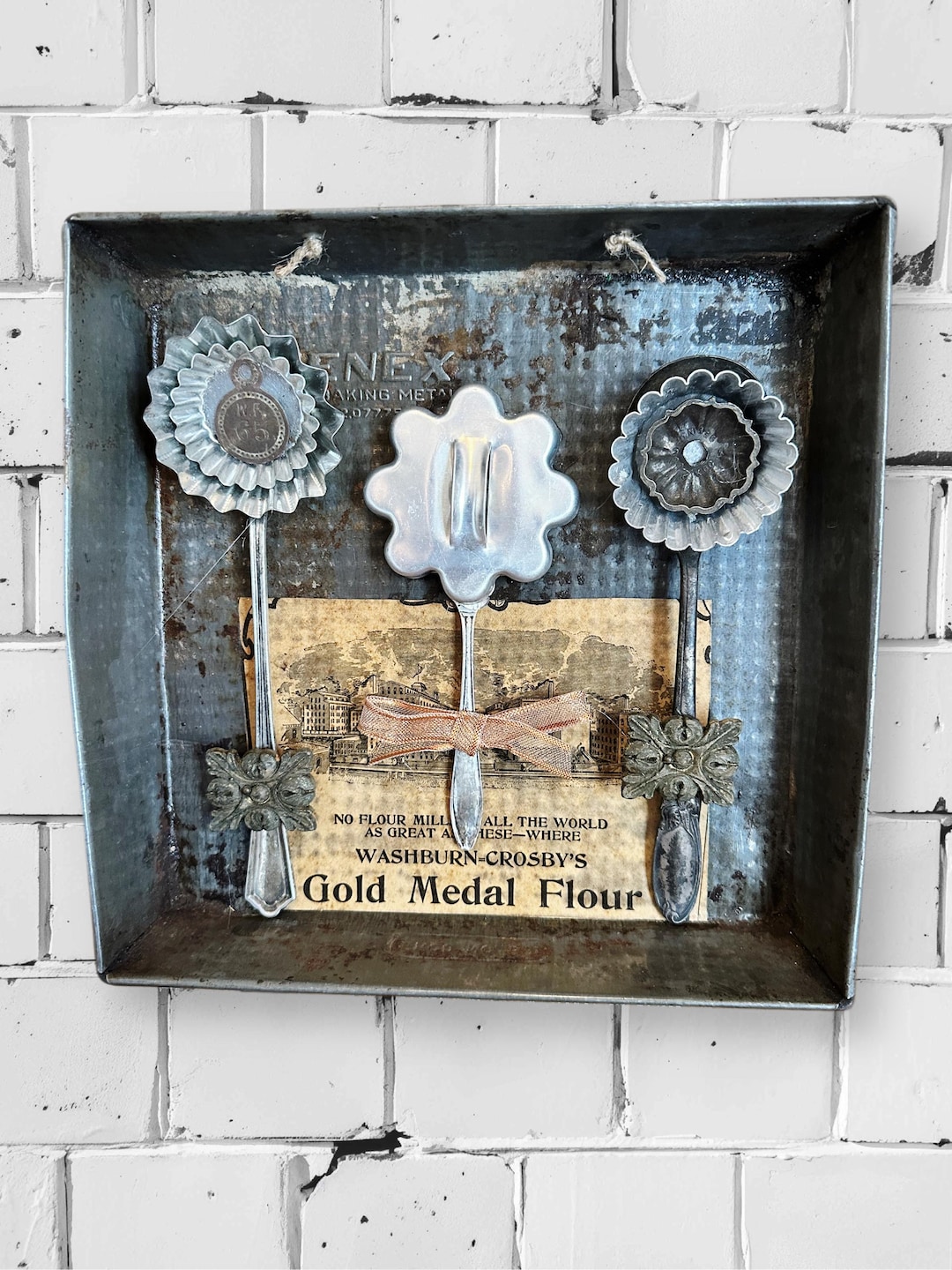 Upcycled Silver Flatware,vintage Ovenex Cake Pan Bakeware, Wall Decor ...