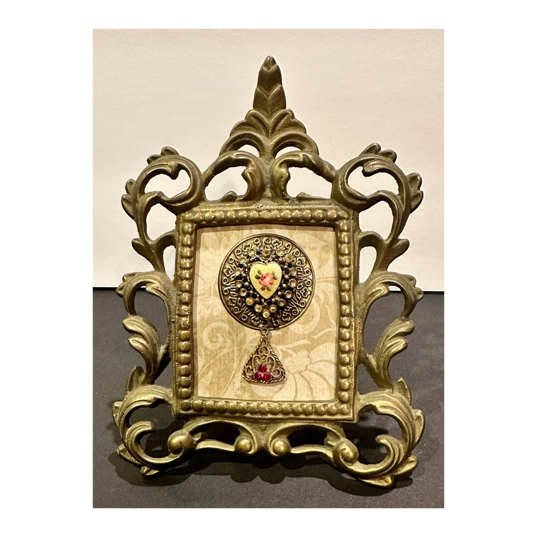 Gold Metal Filigree Framed Vintage Jewelry Salvage Art,repurposed ...