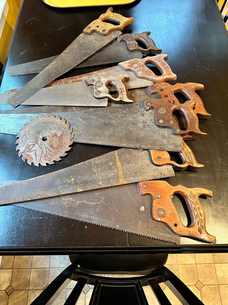 Assorted Hand Saws,wood Handle,set of 7,shed Art,garden Art,rustic ...