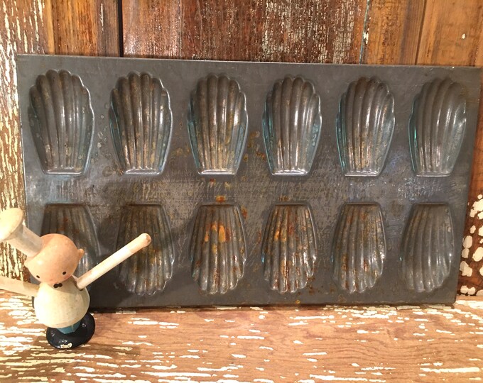 French Baking Pans,madeleine Molds,12 Molds,dark Gray Patina,french ...